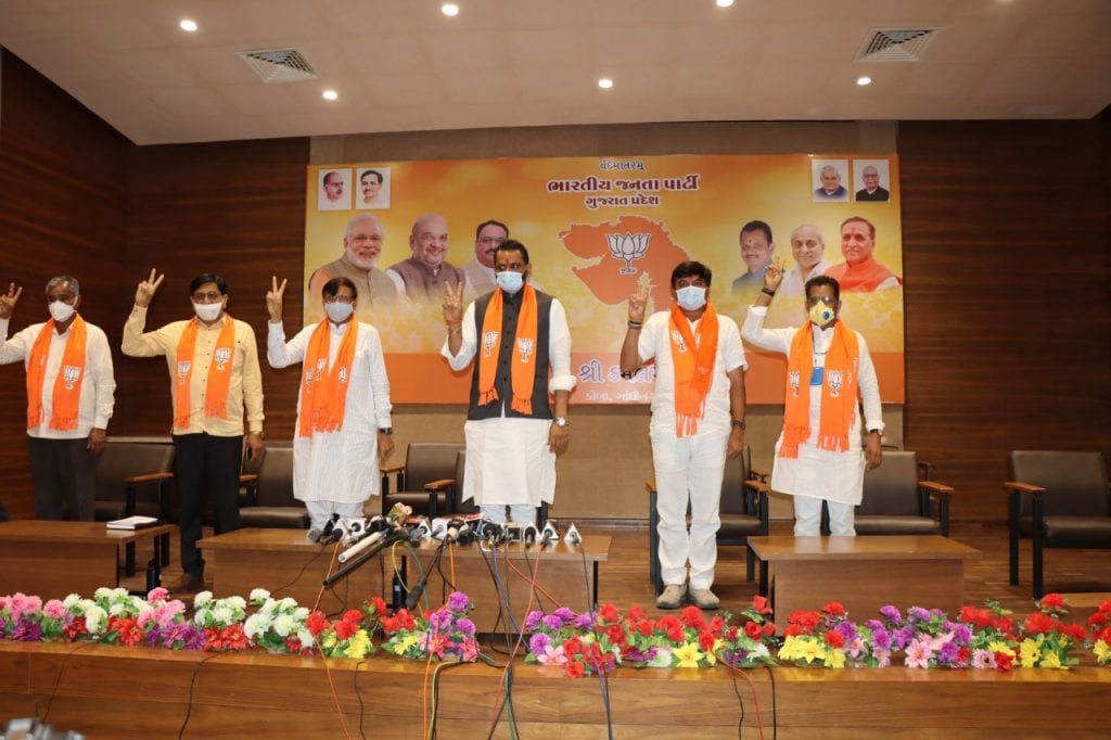 Former Congress MLA Brijesh Merja and 4 others join BJP in Gujarat ...