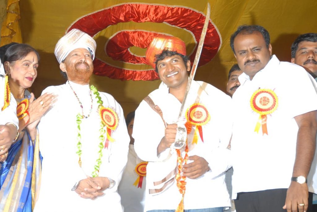 Kannada actor Puneeth Rajkumar (46) dies; fans, friends in shock ...