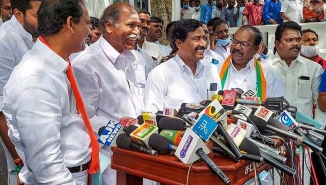 NR Congress govt can't even appoint a school headmaster: V Vaithilingam