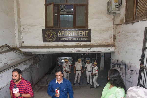 PFI ban: Security tightened in Delhi, Kerala; what Owaisi, Yogi, Bommai ...