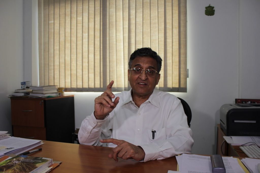 Centre allows commercial cultivation of GM mustard, India's first GM ...