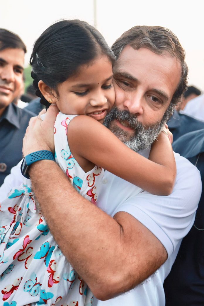 Bharat Jodo Yatra team keeps record of people Rahul meets for 'follow-up'