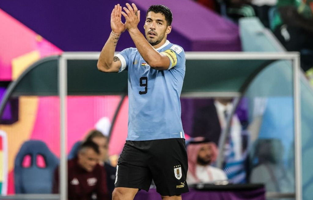 Luis Suarez a World Cup great for Uruguay, 'the devil' for others