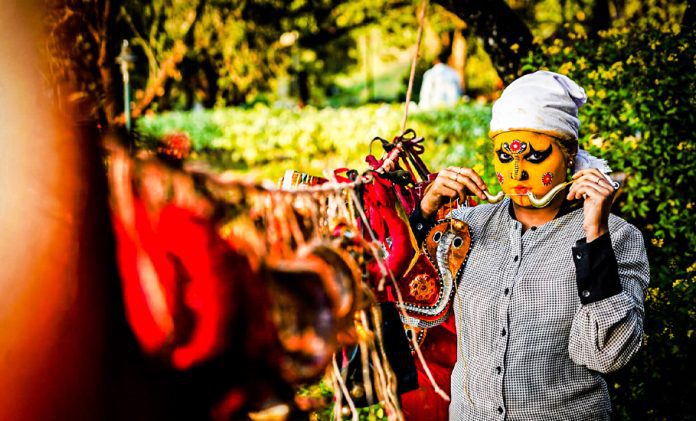 How Seetha Sathish burnt the Thirayattam dance floor reducing gender ...