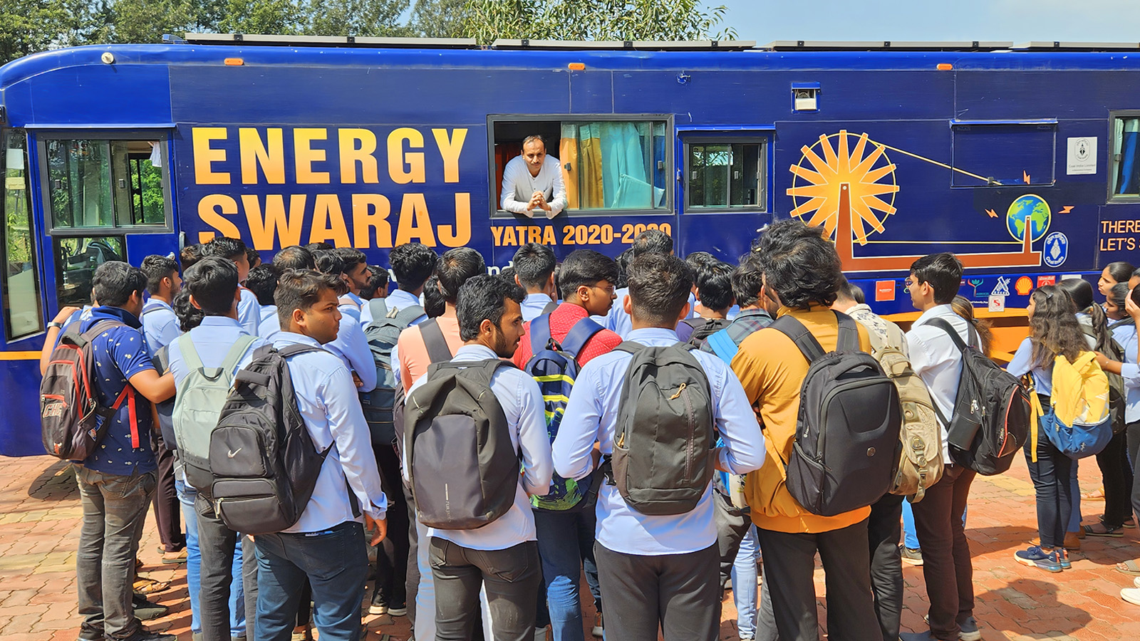 1,000 days and counting: IIT professor’s 11-year-long Energy Swaraj ...