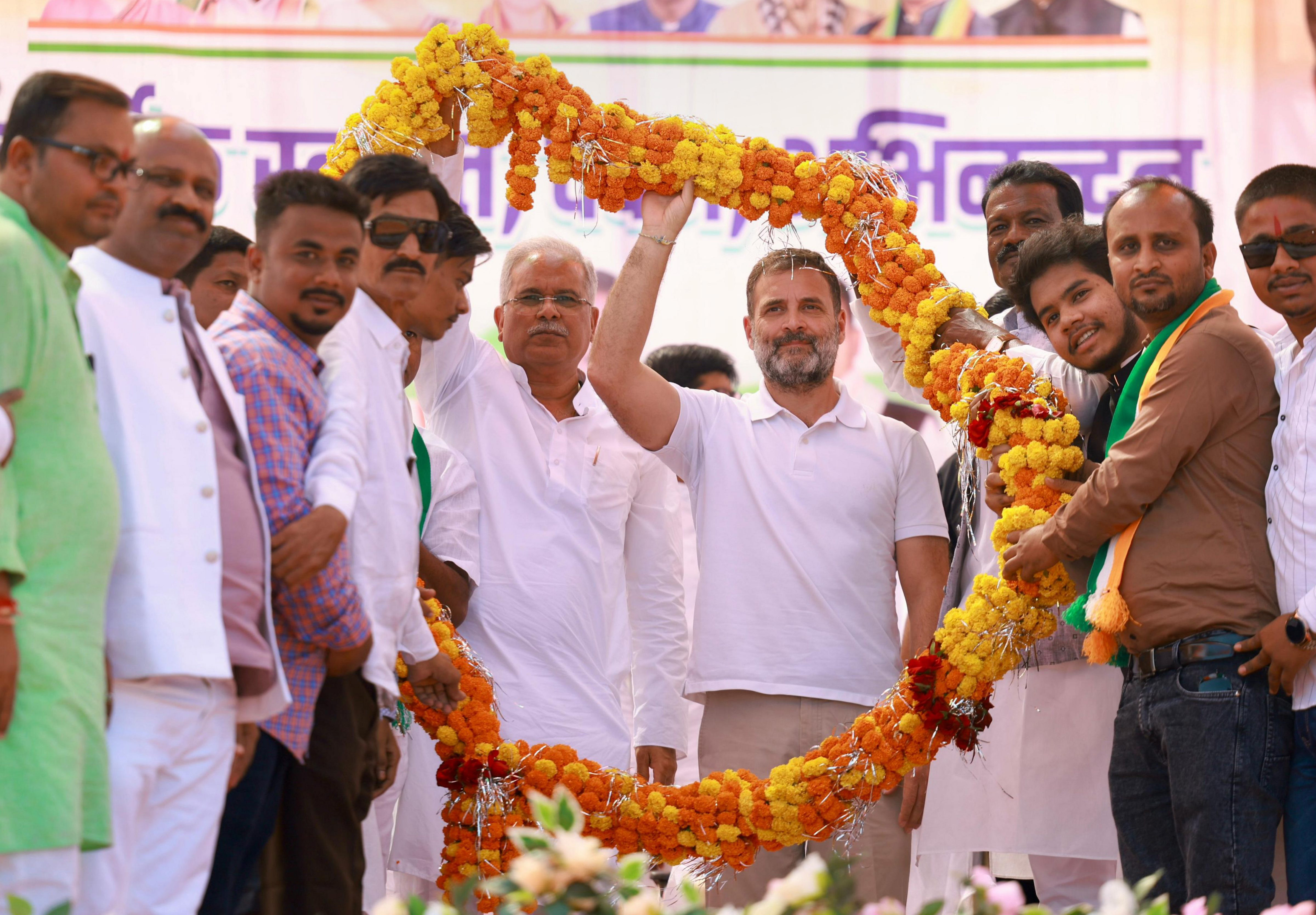 Rahul attacks Modi over OBC stamp, vows to banish ‘vanvasi’ word