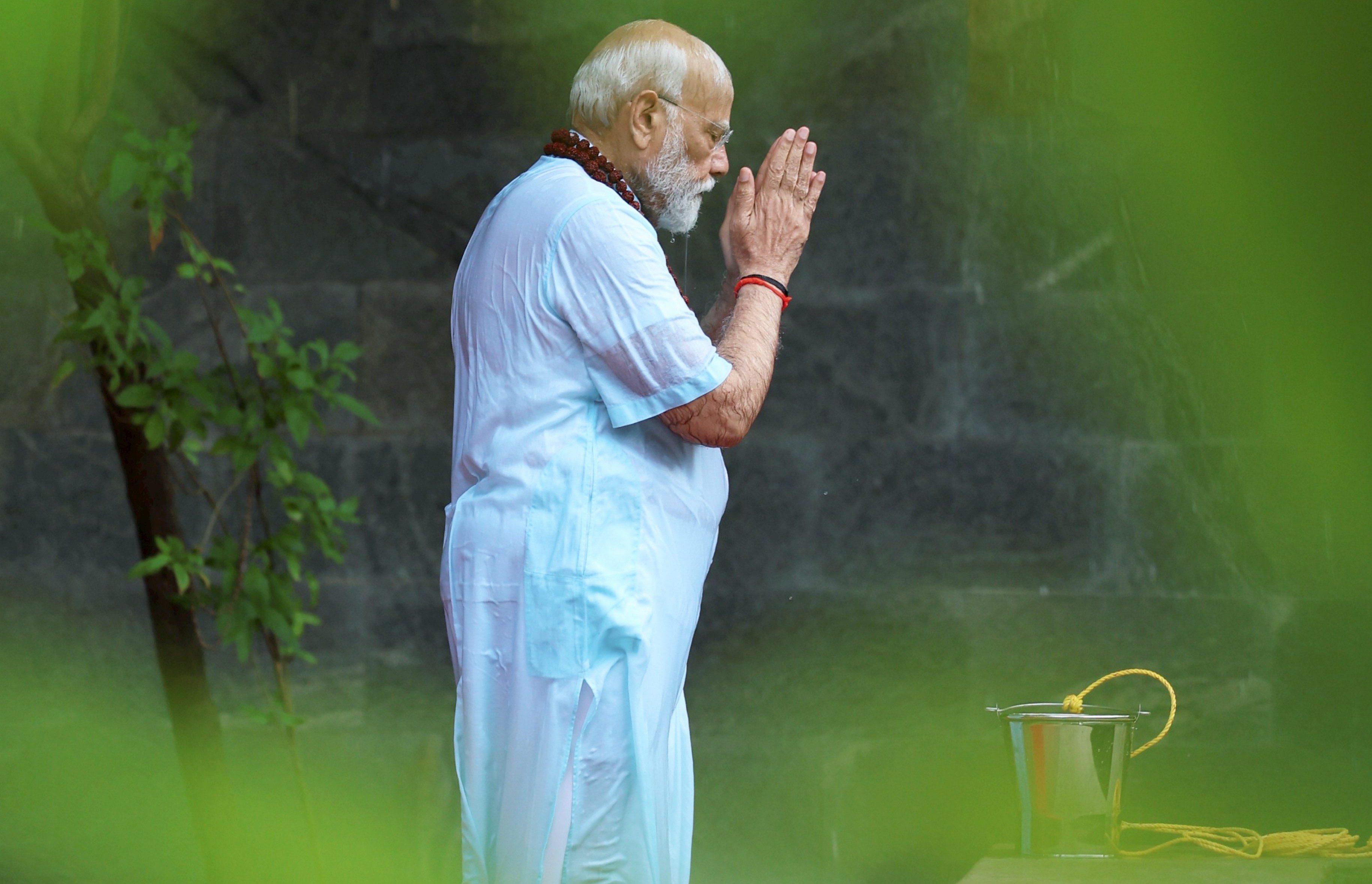 PM Modi takes holy dip in 'Agni theerth' beach; prays at Rameswaram temple