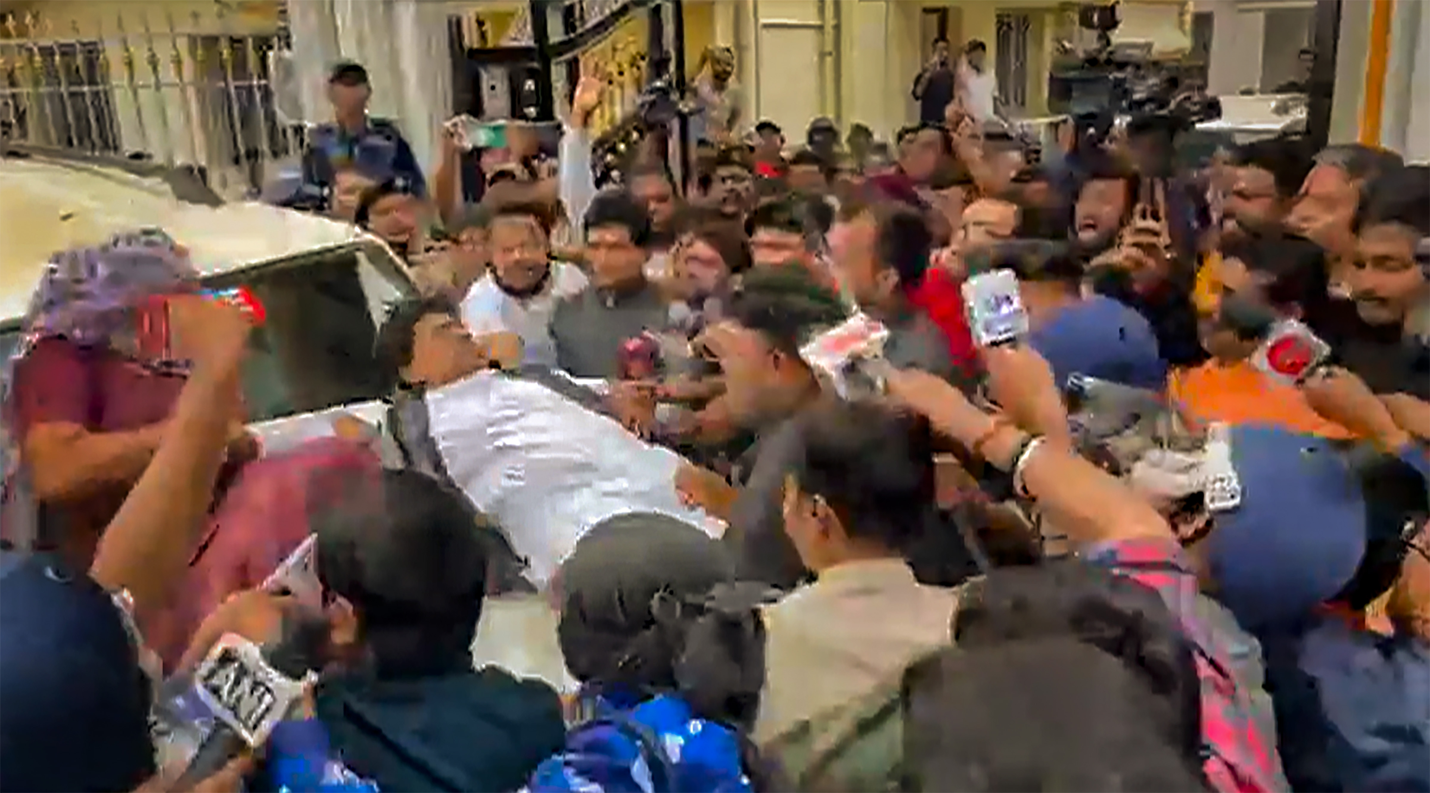 BJP women delegation stopped from visiting Sandeshkhali; NHRC team reaches for probe