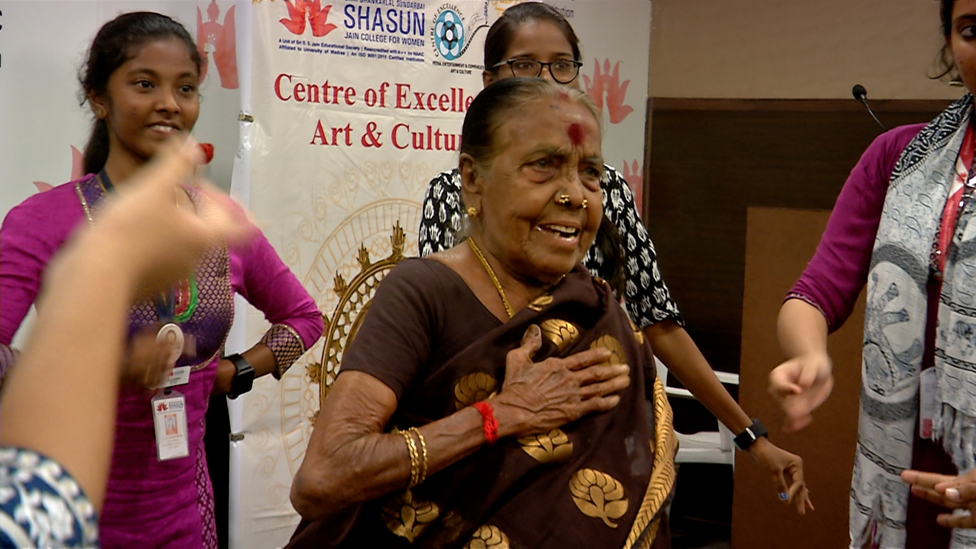 How R Muthukannammal, Tamil Nadu’s last Devadasi dancer, keeps Sadir ...