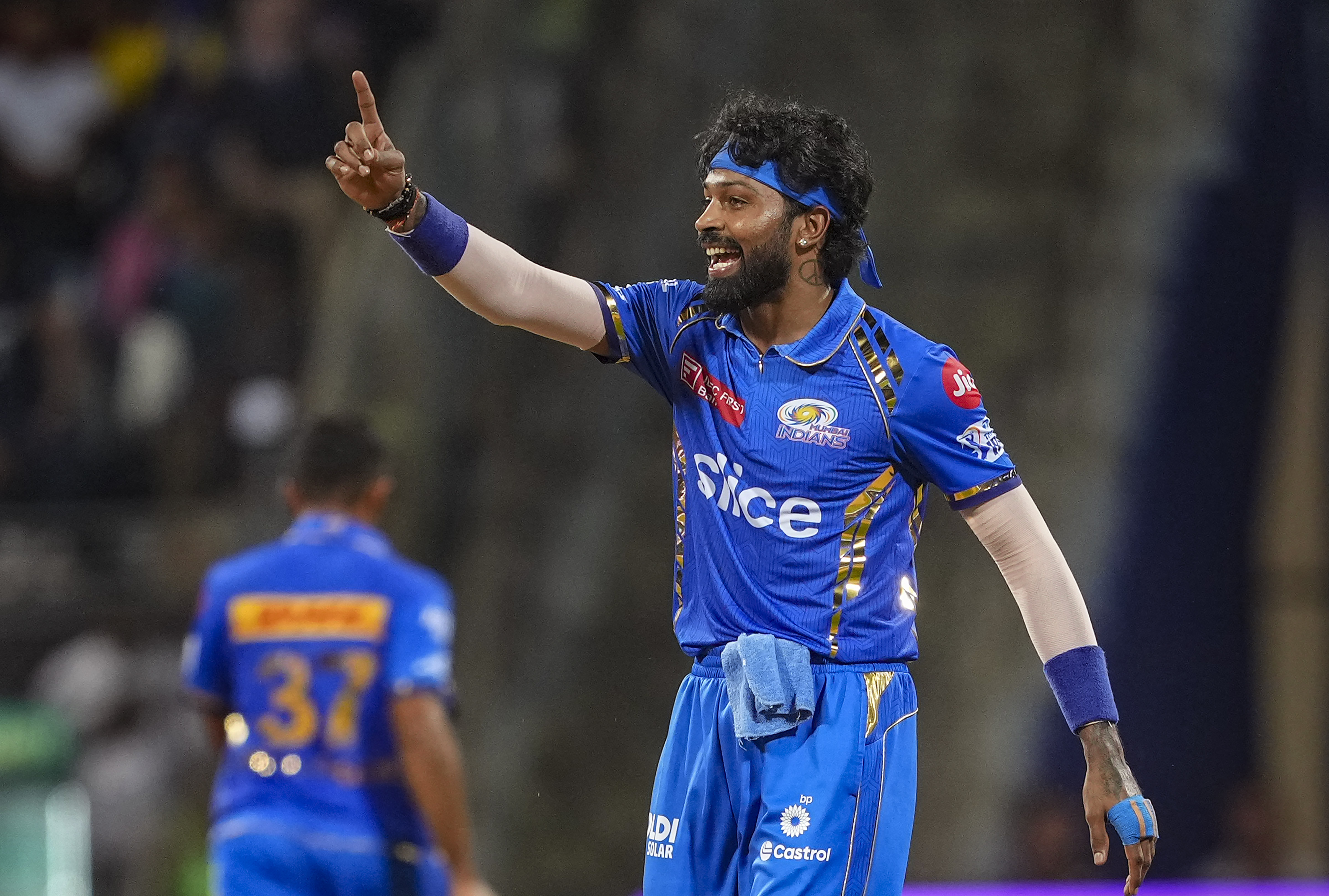 Hardik's leadership style 'ego-driven' and insincere, says De Villiers
