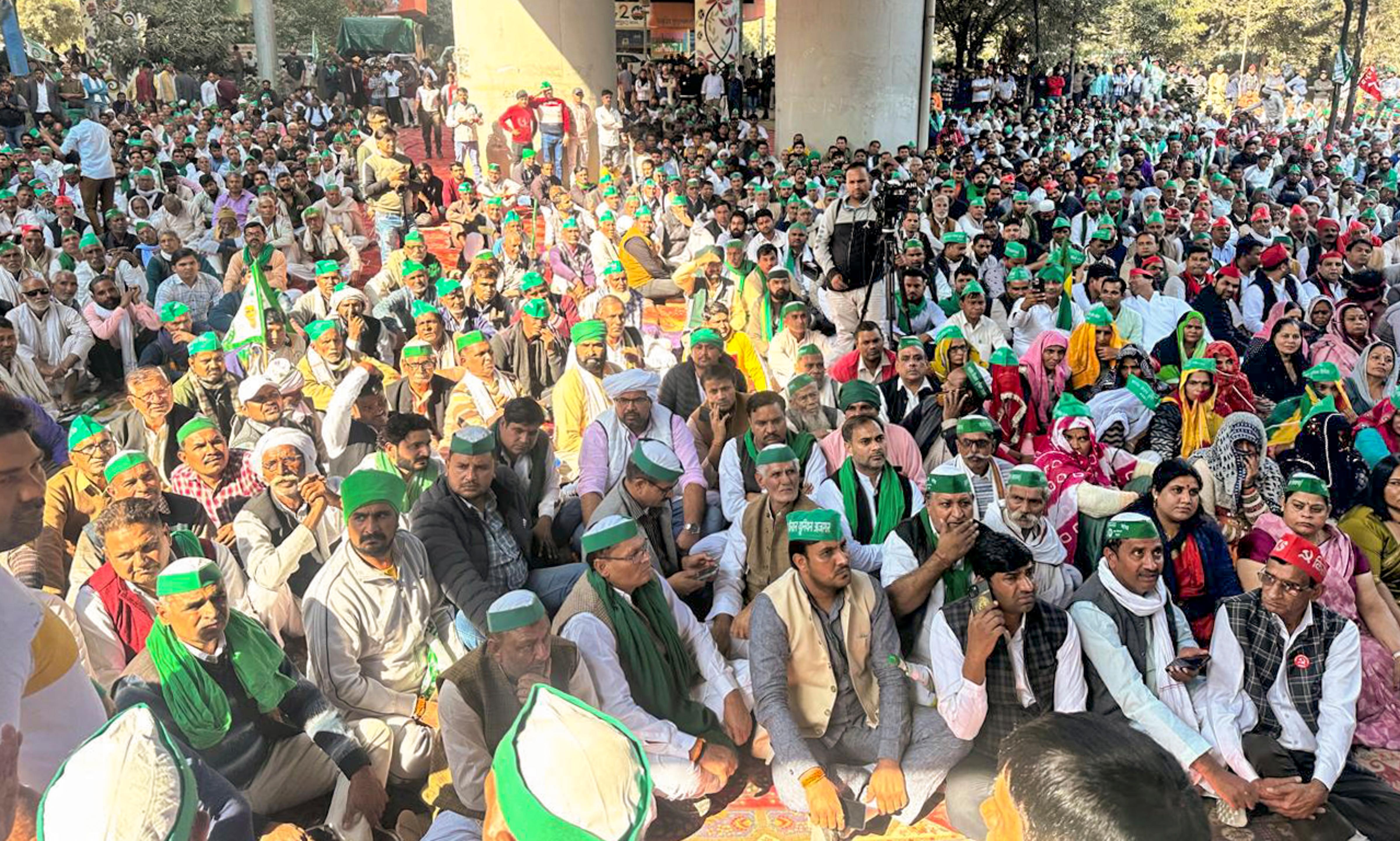 Farmer-Centre talks inconclusive; next meeting on May 4