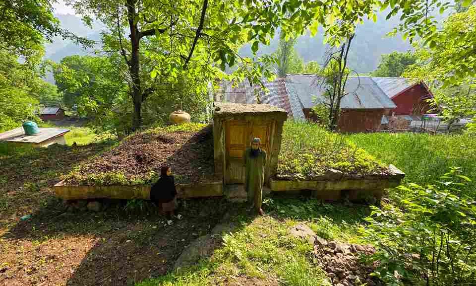 Border skirmishes continue in different sectors along LoC for 9th day ...