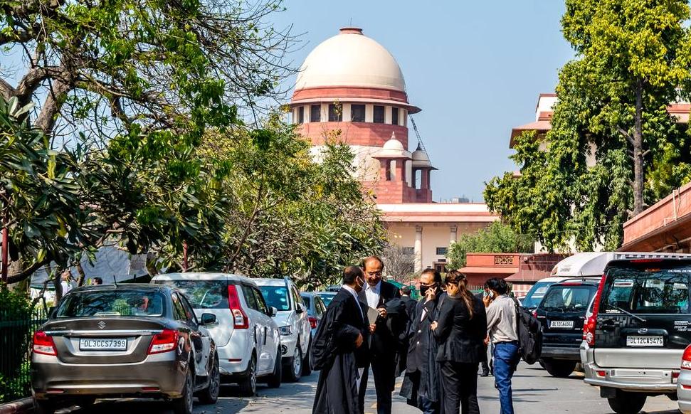 Supreme Court strikes down 3-month limit on maternity leave for ...