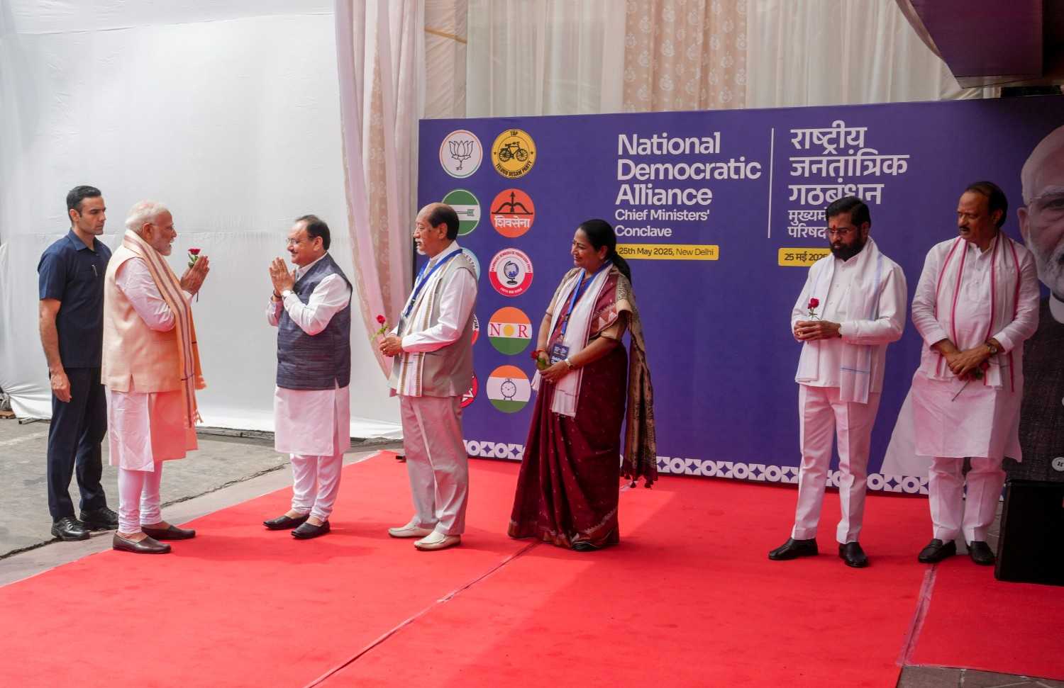 PM Modi asks NDA govts in states to adopt best governance practices