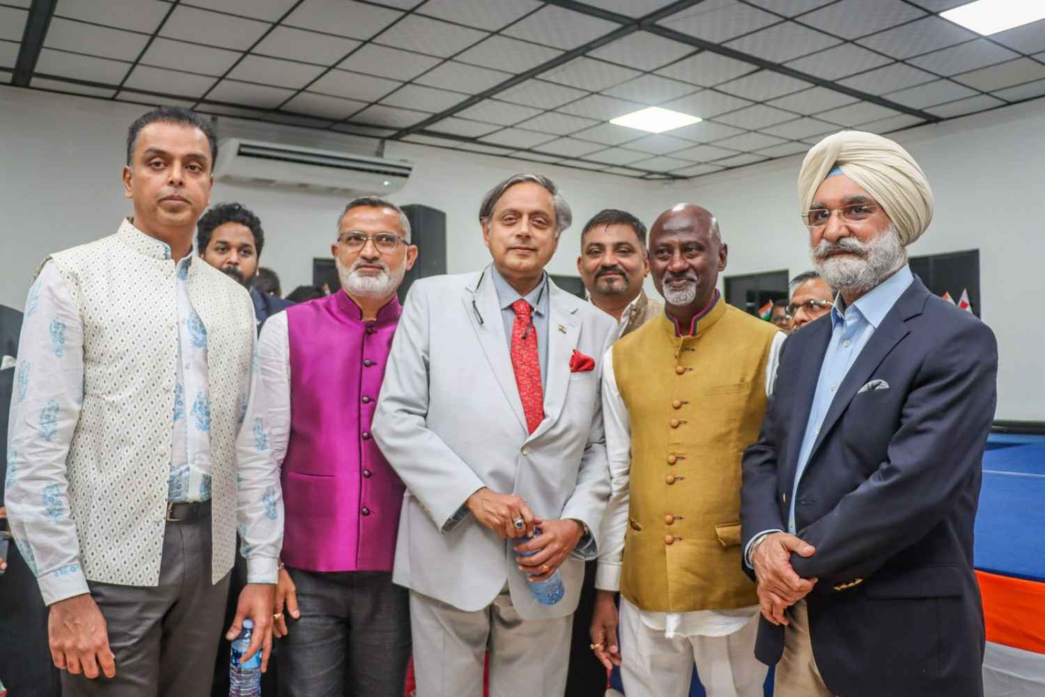 Tharoor exposed Rahul: BJP after Congress MP lauds PM Modi