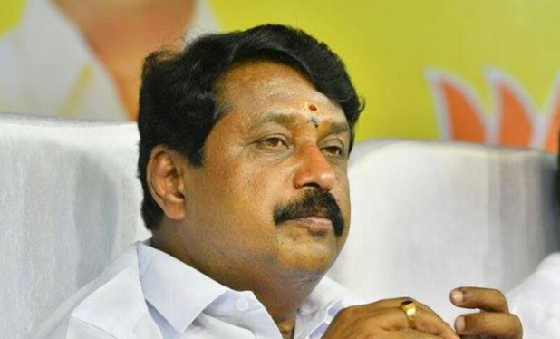 Nainar Nagendran apologises for controversial remark on Trisha-Vijay