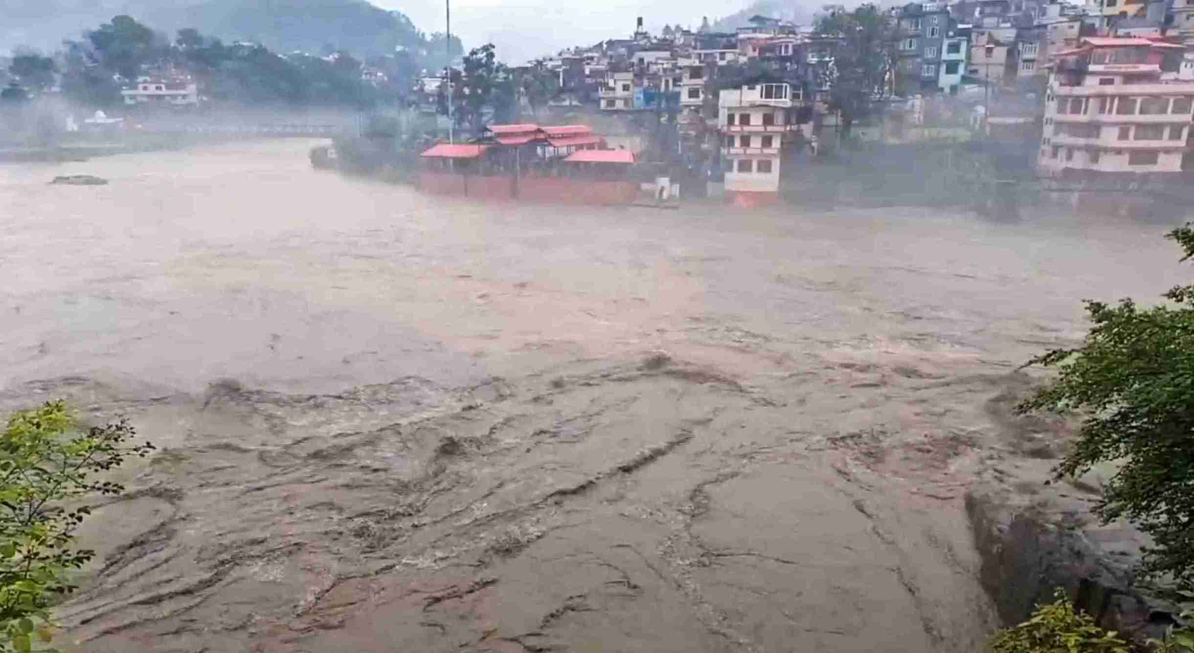 Himachal: Cloudbursts, flash floods claim 5 lives in Mandi; 16 missing