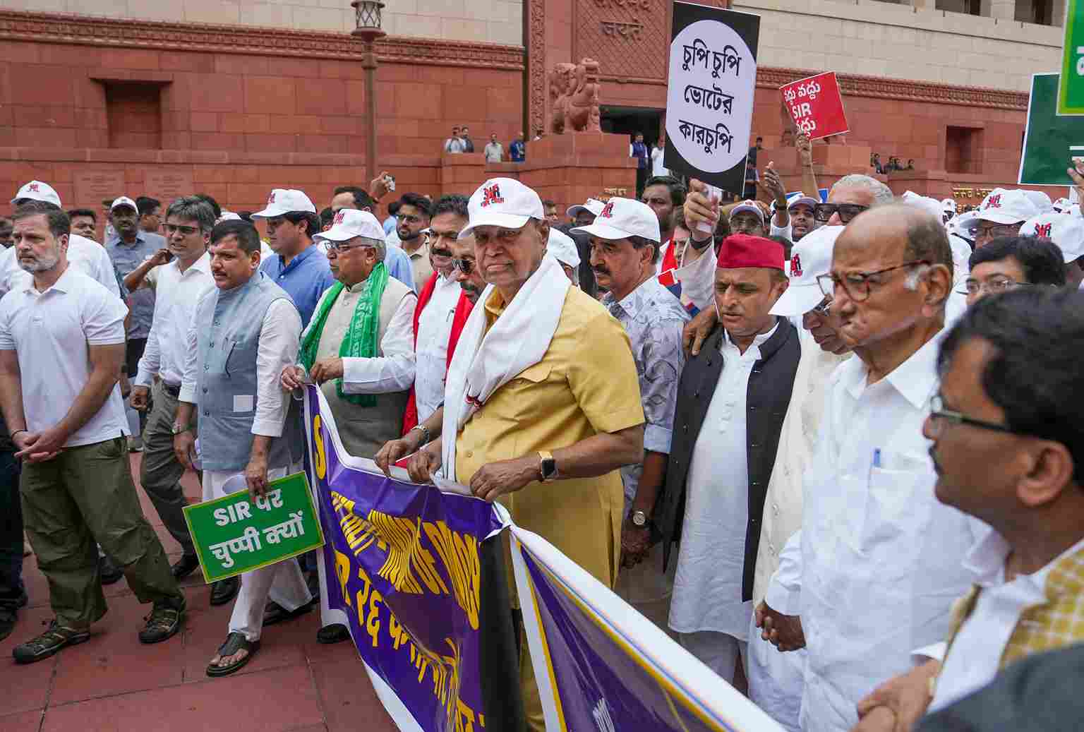 Defiant Akhilesh, fainting MPs: Dramatic photos from INDIA Bloc’s ‘vote ...