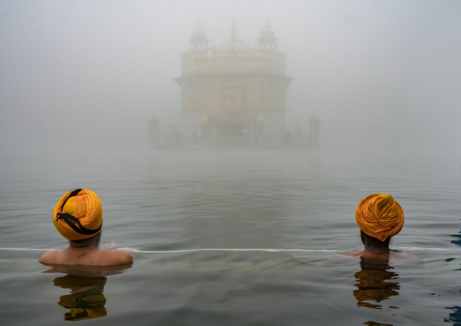 Fog effect: 177 flights cancelled, over 500 delayed