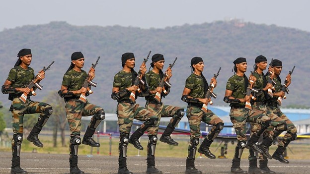 Indian Army sheds colonial dress code; ceremonial pouch belts out ...